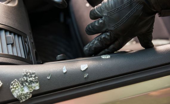 Thieves work their way up Hwy. 74 smashing car windows - The Citizen